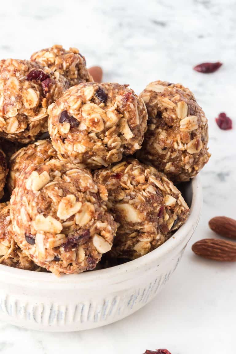Easy and Delicious No Bake Energy Bites Recipe | 365 Days of Baking and ...
