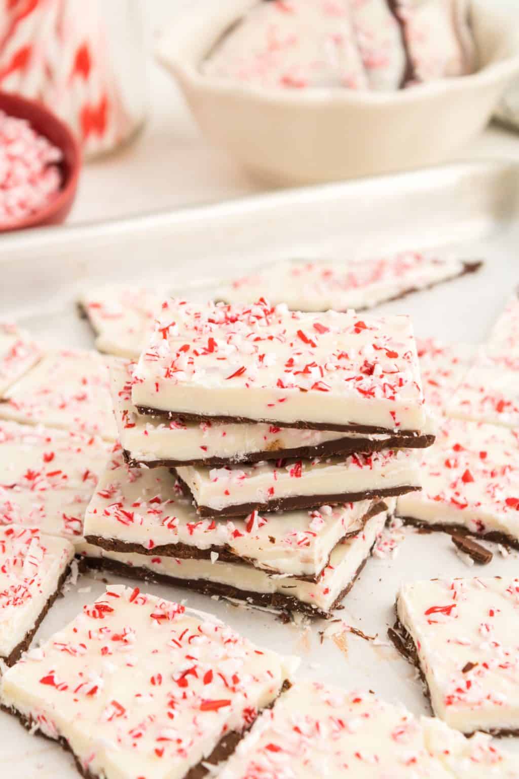 EASY 3-Ingredient Peppermint Bark | 365 Days of Baking and More